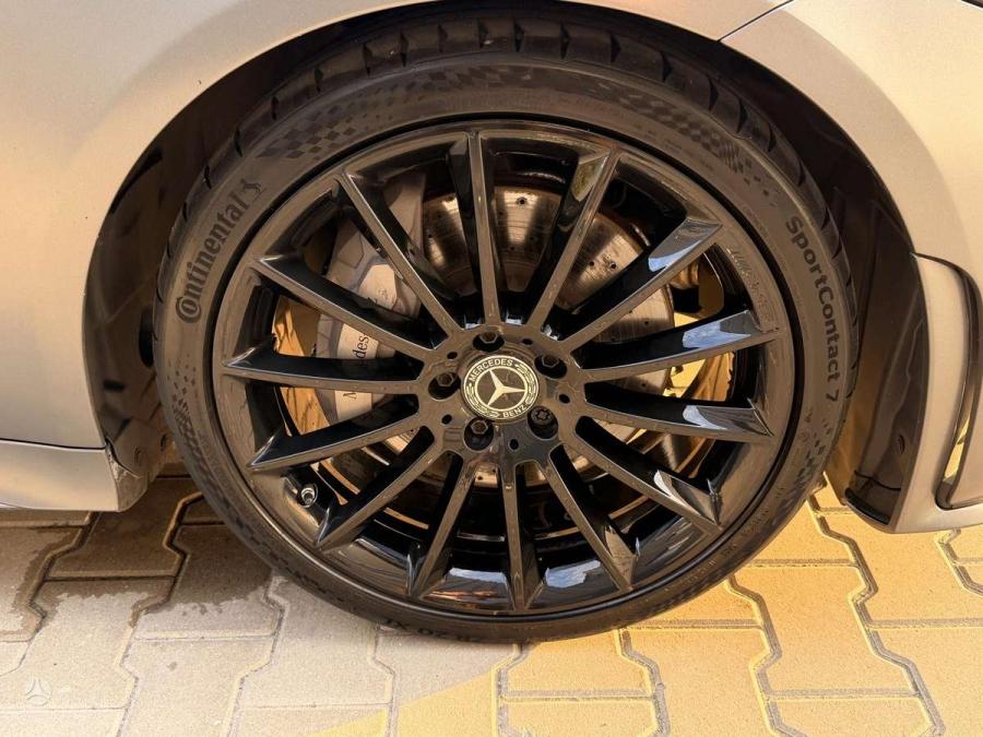 Grey Mercedes-Benz CLS 450 2019 in Kaunas, with an engine capacity of 2.99 L and mileage of 125 thousand km for 31500 €, photo 28 on AUTOMOTO.COM.LV