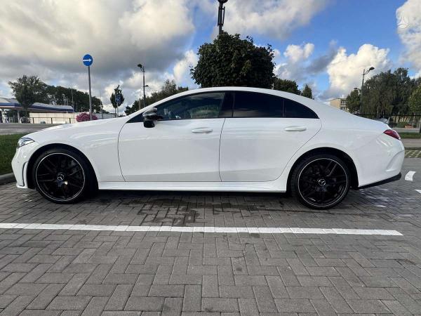 White Mercedes-Benz CLS 450 2018 in Palanga, with an engine capacity of 3.00 L and mileage of 126 thousand km for 38000 €, photo 6 on AUTOMOTO.COM.LV