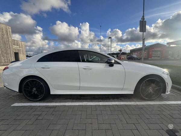 White Mercedes-Benz CLS 450 2018 in Palanga, with an engine capacity of 3.00 L and mileage of 126 thousand km for 38000 €, photo 7 on AUTOMOTO.COM.LV