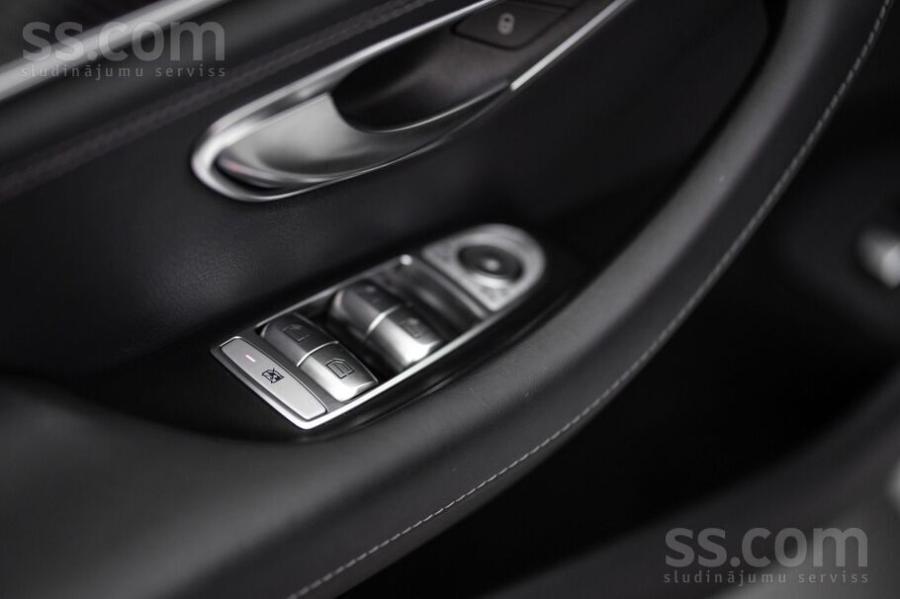 Balts Mercedes-Benz CLS 450 2018 Rīga, ar dzinēja tilpumu 3.00 L un nobraukumu 106 tūkst. km par 38500 €, foto 12 vietnē AUTOMOTO.COM.LV