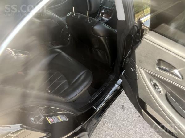 Black Mercedes-Benz CLS 500 2004 in Riga, with an engine capacity of 5.00 L and mileage of 233 thousand km for 7788 €, photo 10 on AUTOMOTO.COM.LV