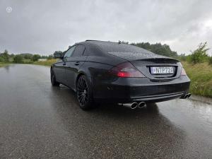 Черный Мерседес ЦЛС 500 2005 в Тельшяй, объемом двигателя 4.97 л и пробегом 327 тыс. км за 7800 €, фото 3 на AUTOMOTO.COM.LV