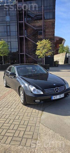 Melns Mercedes-Benz CLS 500 2005 Liepāja, ar dzinēja tilpumu 5.00 L un nobraukumu 336 tūkst. km par 6499 €, foto  vietnē AUTOMOTO.COM.LV