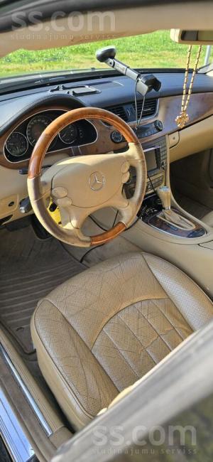 Melns Mercedes-Benz CLS 500 2005 Liepāja, ar dzinēja tilpumu 5.00 L un nobraukumu 336 tūkst. km par 6499 €, foto 6 vietnē AUTOMOTO.COM.LV