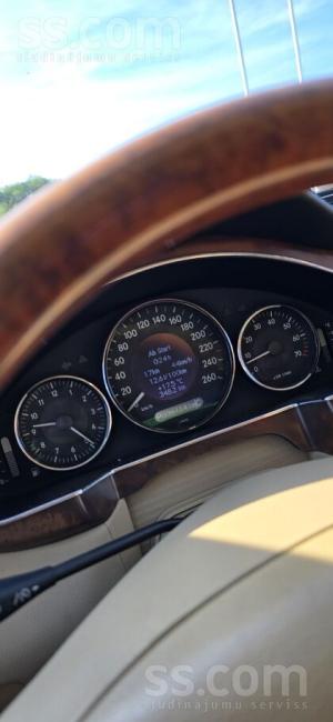 Melns Mercedes-Benz CLS 500 2005 Liepāja, ar dzinēja tilpumu 5.00 L un nobraukumu 336 tūkst. km par 6499 €, foto 10 vietnē AUTOMOTO.COM.LV