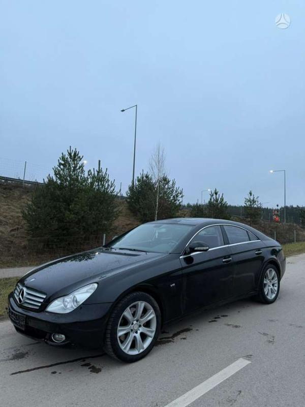 Black Mercedes-Benz CLS 500 2005 in Vilnius, with an engine capacity of 4.97 L and mileage of 220 thousand km for 5999 €, photo 1 on AUTOMOTO.COM.LV
