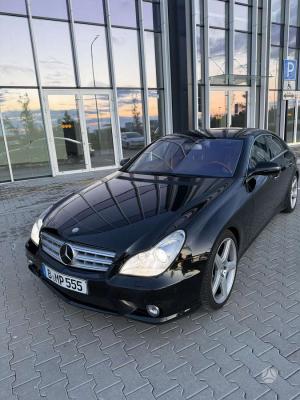 Melns Mercedes-Benz CLS 500 2006 Viļņa, ar dzinēja tilpumu 5.50 L un nobraukumu 149 tūkst. km par 8900 €, foto 3 vietnē AUTOMOTO.COM.LV