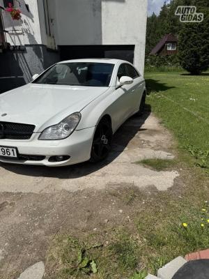 Mercedes-Benz CLS 500 2006 Kauņa, ar dzinēja tilpumu 5.00 L un nobraukumu 296 tūkst. km par 2700 €, foto 3 vietnē AUTOMOTO.COM.LV
