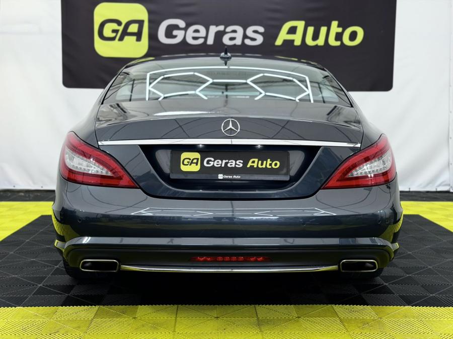 Mercedes-Benz CLS 500 2011 in Vilnius, with an engine capacity of 0.00 L and mileage of 0 thousand km for 9000 €, photo 6 on AUTOMOTO.COM.LV