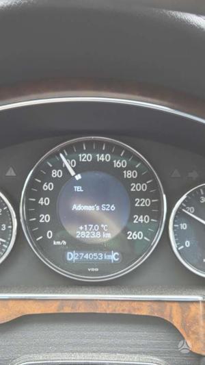 Grey Mercedes-Benz CLS 500 2005 in Kaunas, with an engine capacity of 5.00 L and mileage of 274 thousand km for 6400 €, photo 18 on AUTOMOTO.COM.LV