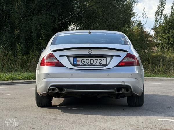 Pelēks Mercedes-Benz CLS 500 2006 Kauņa, ar dzinēja tilpumu 5.00 L un nobraukumu 338 tūkst. km par 4500 €, foto 3 vietnē AUTOMOTO.COM.LV