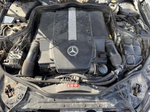 Pelēks Mercedes-Benz CLS 500 2006 Kauņa, ar dzinēja tilpumu 5.00 L un nobraukumu 338 tūkst. km par 4500 €, foto 12 vietnē AUTOMOTO.COM.LV