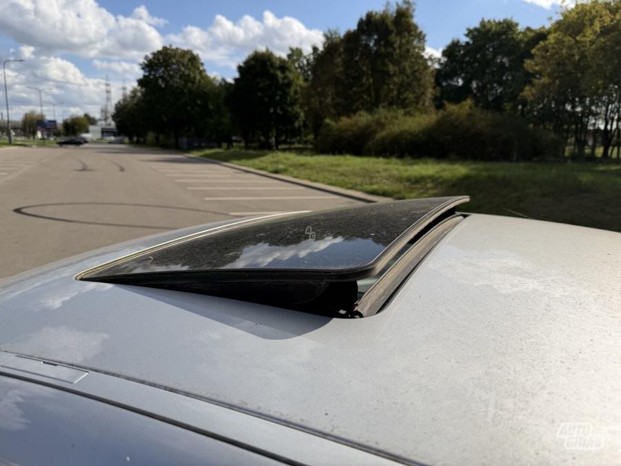 Pelēks Mercedes-Benz CLS 500 2006 Kauņa, ar dzinēja tilpumu 5.00 L un nobraukumu 338 tūkst. km par 4500 €, foto 18 vietnē AUTOMOTO.COM.LV