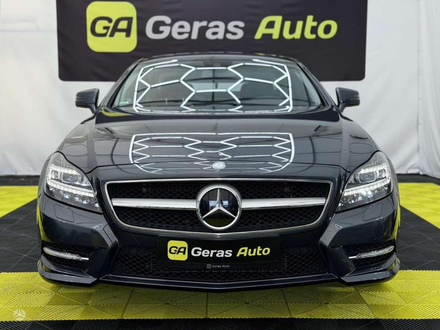Pelēks Mercedes-Benz CLS 500 2011 Viļņa, ar dzinēja tilpumu 4.66 L un nobraukumu 173 tūkst. km par 9000 €, foto 3 vietnē AUTOMOTO.COM.LV