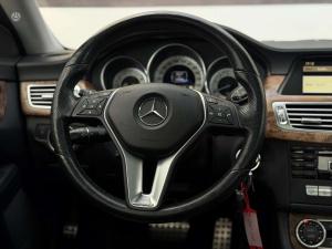 Pelēks Mercedes-Benz CLS 500 2011 Viļņa, ar dzinēja tilpumu 4.66 L un nobraukumu 173 tūkst. km par 9000 €, foto 20 vietnē AUTOMOTO.COM.LV