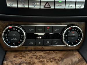 Pelēks Mercedes-Benz CLS 500 2011 Viļņa, ar dzinēja tilpumu 4.66 L un nobraukumu 173 tūkst. km par 9000 €, foto 24 vietnē AUTOMOTO.COM.LV