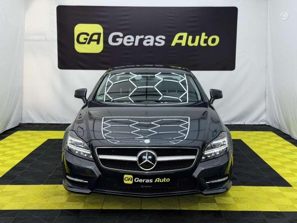 Pelēks Mercedes-Benz CLS 500 2011 Viļņa, ar dzinēja tilpumu 4.66 L un nobraukumu 173 tūkst. km par 9000 €, foto 7 vietnē AUTOMOTO.COM.LV
