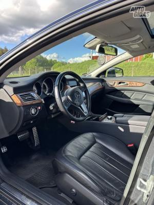 Pelēks Mercedes-Benz CLS 500 2011 Viļņa, ar dzinēja tilpumu 4.70 L un nobraukumu 170 tūkst. km par 13000 €, foto 9 vietnē AUTOMOTO.COM.LV