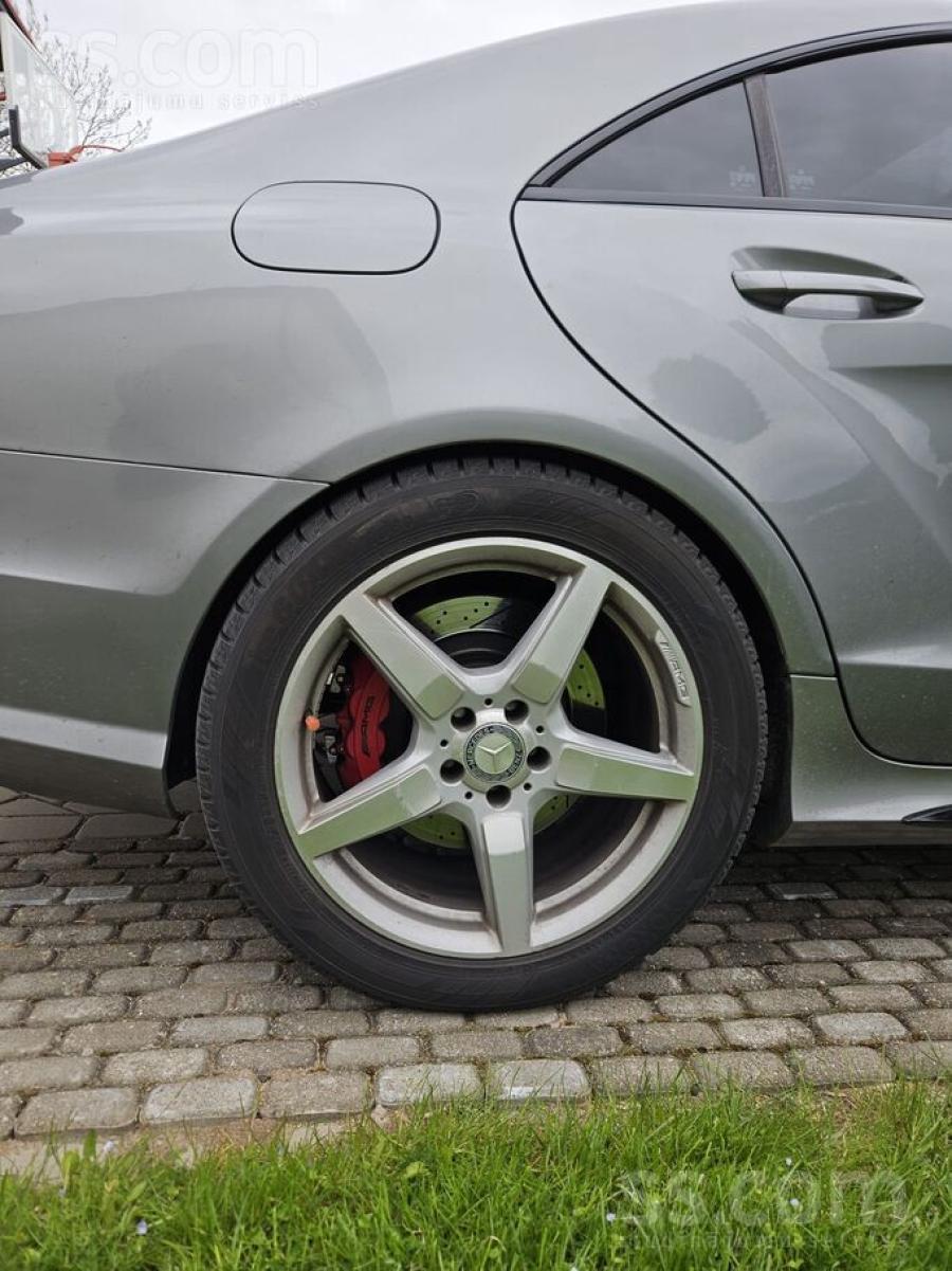 Pelēks Mercedes-Benz CLS 500 2012 Cēsis, ar dzinēja tilpumu 4.70 L un nobraukumu 199 tūkst. km par 16999 €, foto 6 vietnē AUTOMOTO.COM.LV