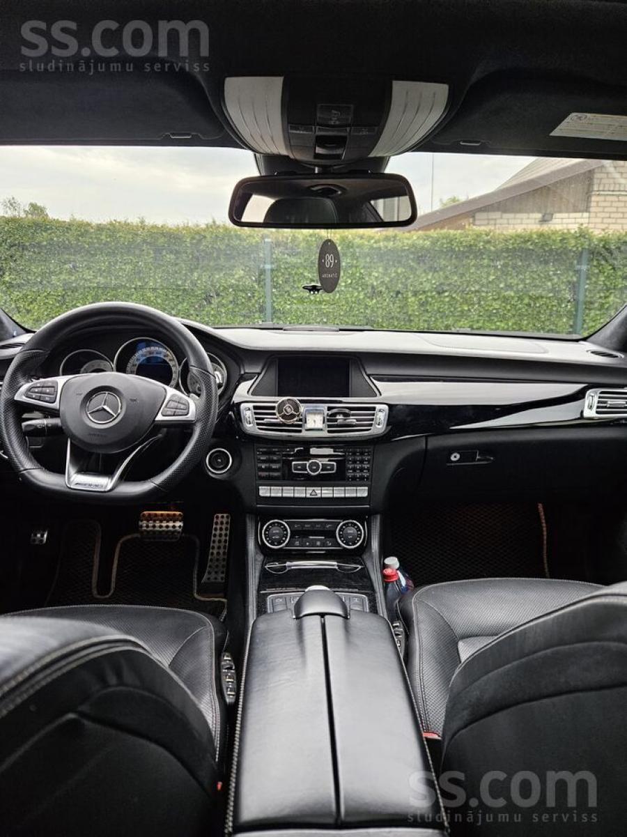 Pelēks Mercedes-Benz CLS 500 2012 Cēsis, ar dzinēja tilpumu 4.70 L un nobraukumu 199 tūkst. km par 16999 €, foto 12 vietnē AUTOMOTO.COM.LV