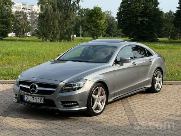Grey Mercedes-Benz CLS 500 2012 in Riga, with an engine capacity of 4.70 L and mileage of 201 thousand km for 15990 €, photo 3 on AUTOMOTO.COM.LV
