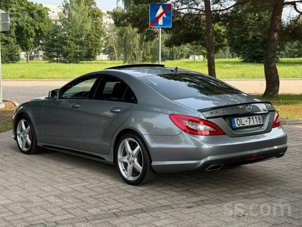 Pelēks Mercedes-Benz CLS 500 2012 Rīga, ar dzinēja tilpumu 4.70 L un nobraukumu 201 tūkst. km par 15990 €, foto 2 vietnē AUTOMOTO.COM.LV