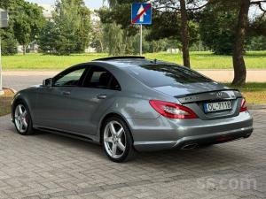 Grey Mercedes-Benz CLS 500 2012 in Riga, with an engine capacity of 4.70 L and mileage of 201 thousand km for 15990 €, photo 3 on AUTOMOTO.COM.LV