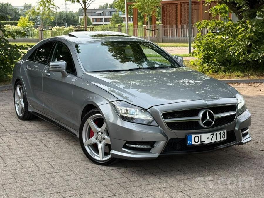 Grey Mercedes-Benz CLS 500 2012 in Riga, with an engine capacity of 4.70 L and mileage of 201 thousand km for 15990 €, photo 12 on AUTOMOTO.COM.LV