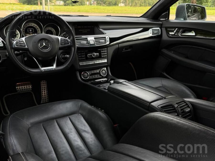 Grey Mercedes-Benz CLS 500 2012 in Riga, with an engine capacity of 4.70 L and mileage of 201 thousand km for 15990 €, photo 14 on AUTOMOTO.COM.LV