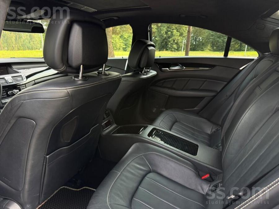 Grey Mercedes-Benz CLS 500 2012 in Riga, with an engine capacity of 4.70 L and mileage of 201 thousand km for 15990 €, photo 16 on AUTOMOTO.COM.LV