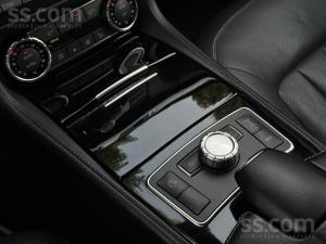 Grey Mercedes-Benz CLS 500 2012 in Riga, with an engine capacity of 4.70 L and mileage of 201 thousand km for 15990 €, photo 25 on AUTOMOTO.COM.LV