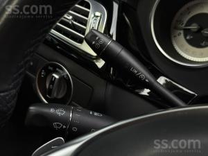 Grey Mercedes-Benz CLS 500 2012 in Riga, with an engine capacity of 4.70 L and mileage of 201 thousand km for 15990 €, photo 27 on AUTOMOTO.COM.LV