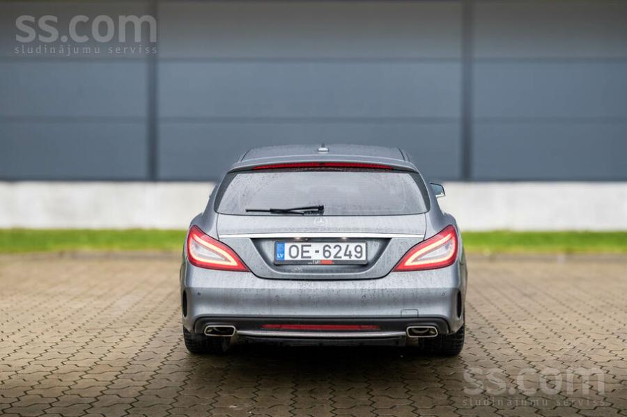Grey Mercedes-Benz CLS 500 2017 in Riga, with an engine capacity of 4.70 L and mileage of 274 thousand km for 19990 €, photo 10 on AUTOMOTO.COM.LV