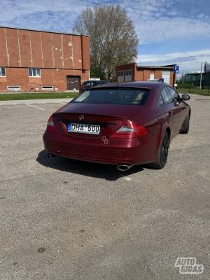 Красный Мерседес ЦЛС 500 2005 в Клайпеда, объемом двигателя 5.00 л и пробегом 284 тыс. км за 5000 €, фото 6 на AUTOMOTO.COM.LV