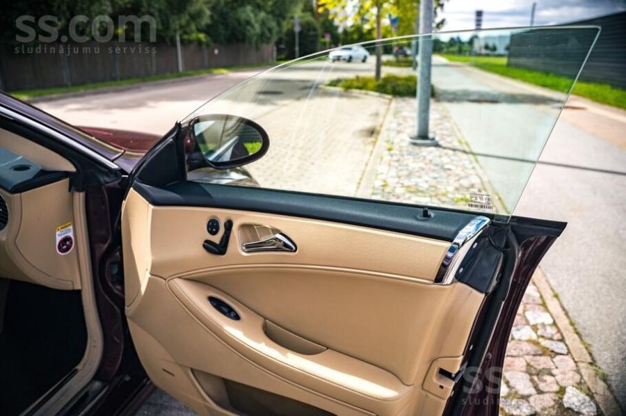 Sarkans Mercedes-Benz CLS 500 2008 Rīga, ar dzinēja tilpumu 5.50 L un nobraukumu 0 tūkst. km par 5990 €, foto 12 vietnē AUTOMOTO.COM.LV