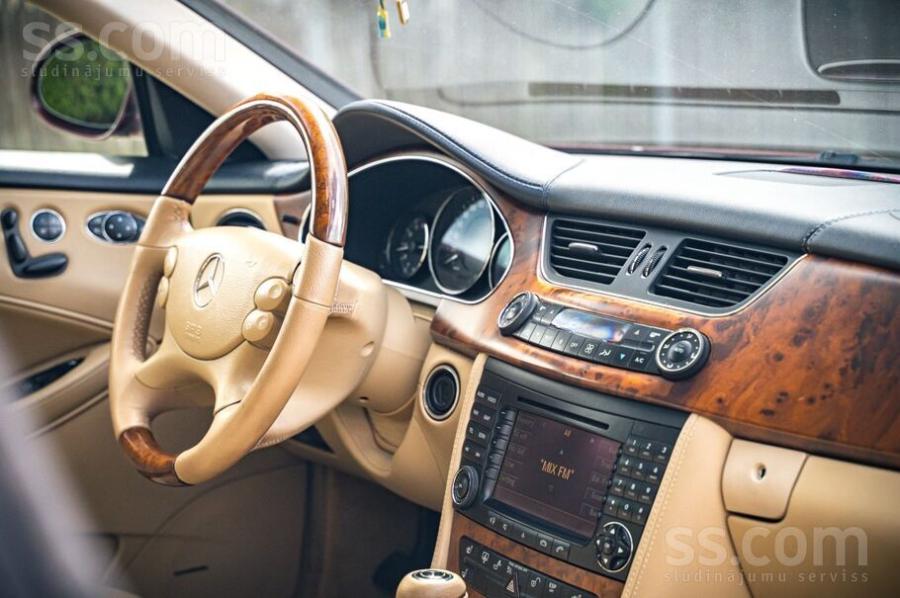 Sarkans Mercedes-Benz CLS 500 2008 Rīga, ar dzinēja tilpumu 5.50 L un nobraukumu 0 tūkst. km par 5990 €, foto 13 vietnē AUTOMOTO.COM.LV