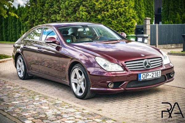 Red Mercedes-Benz CLS 500 2008 in Riga, with an engine capacity of 5.50 L and mileage of 321 thousand km for 5990 €, photo 4 on AUTOMOTO.COM.LV
