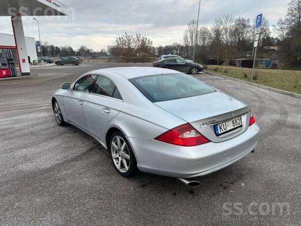 Mercedes-Benz CLS 500 2005 in Riga, with an engine capacity of 5.00 L and mileage of 256 thousand km for 5500 €, photo 7 on AUTOMOTO.COM.LV
