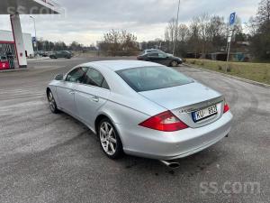 Mercedes-Benz CLS 500 2005 in Riga, with an engine capacity of 5.00 L and mileage of 256 thousand km for 5500 €, photo 7 on AUTOMOTO.COM.LV