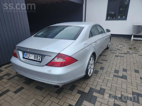 Mercedes-Benz CLS 500 2006 Rīga, ar dzinēja tilpumu 5.00 L un nobraukumu 240 tūkst. km par 3700 €, foto 2 vietnē AUTOMOTO.COM.LV