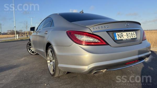 Mercedes-Benz CLS 500 2013 in Liepaja, with an engine capacity of 4.70 L and mileage of 235 thousand km for 35000 €, photo 4 on AUTOMOTO.COM.LV