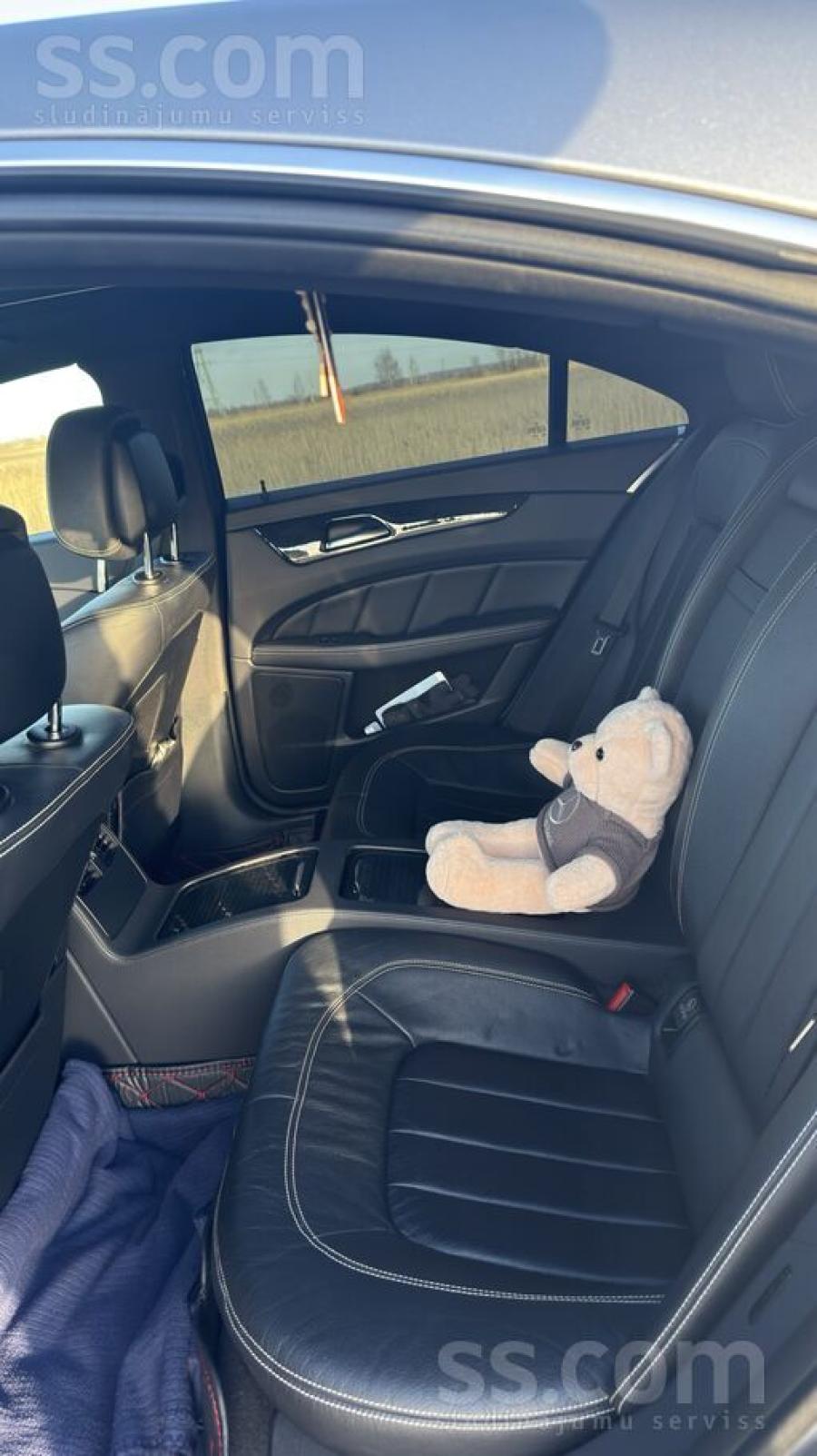 Mercedes-Benz CLS 500 2013 Liepāja, ar dzinēja tilpumu 4.70 L un nobraukumu 235 tūkst. km par 35000 €, foto 7 vietnē AUTOMOTO.COM.LV