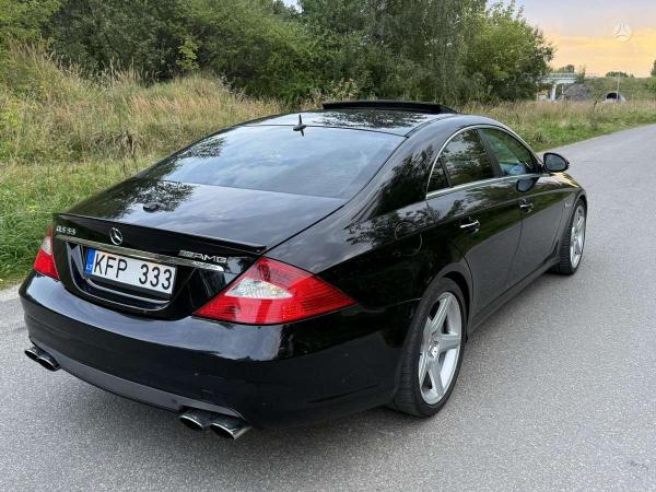 Black Mercedes-Benz cls-55-amg 2006 in Panevezys, with an engine capacity of 5.44 L and mileage of 267 thousand km for 12000 €, photo 4 on AUTOMOTO.COM.LV