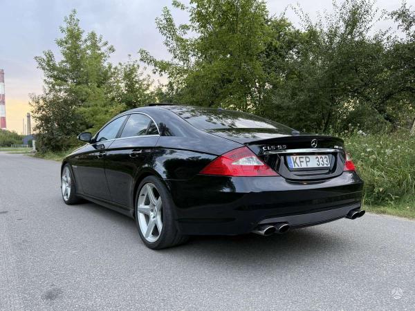 Black Mercedes-Benz cls-55-amg 2006 in Panevezys, with an engine capacity of 5.44 L and mileage of 267 thousand km for 12000 €, photo 6 on AUTOMOTO.COM.LV