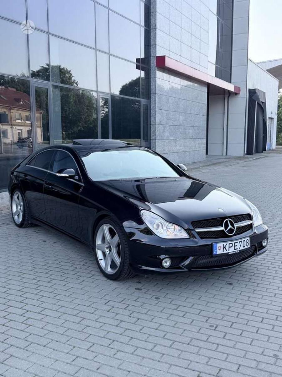 Black Mercedes-Benz CLS 550 2007 in Klaipeda, with an engine capacity of 5.46 L and mileage of 320 thousand km for 8500 €, photo 1 on AUTOMOTO.COM.LV