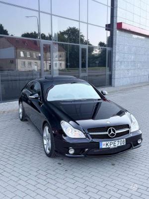 Black Mercedes-Benz CLS 550 2007 in Klaipeda, with an engine capacity of 5.46 L and mileage of 320 thousand km for 8500 €, photo 3 on AUTOMOTO.COM.LV
