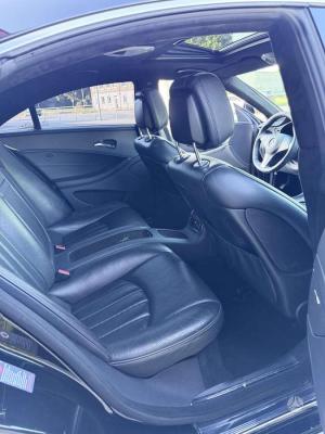 Black Mercedes-Benz CLS 550 2007 in Klaipeda, with an engine capacity of 5.46 L and mileage of 320 thousand km for 8500 €, photo 8 on AUTOMOTO.COM.LV