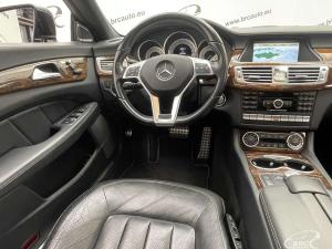 Black Mercedes-Benz CLS 550 2012 in Vilnius, with an engine capacity of 4.66 L and mileage of 187 thousand km for 11900 €, photo 4 on AUTOMOTO.COM.LV