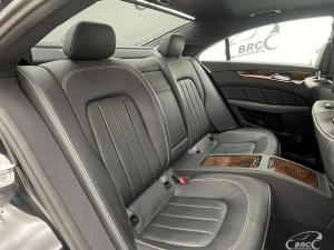 Black Mercedes-Benz CLS 550 2012 in Vilnius, with an engine capacity of 4.66 L and mileage of 187 thousand km for 11900 €, photo 13 on AUTOMOTO.COM.LV