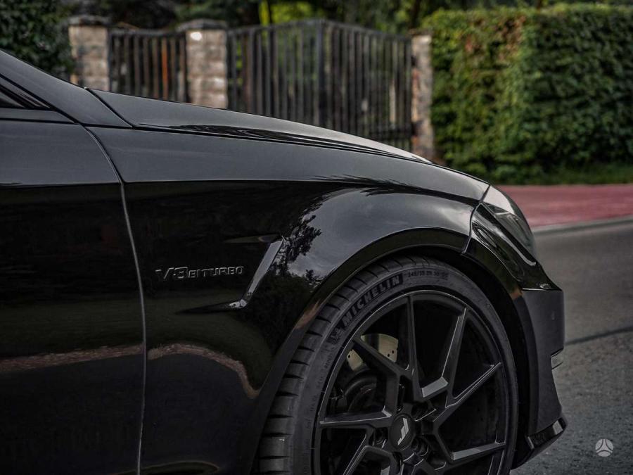 Melns Mercedes-Benz CLS 550 2014 Viļņa, ar dzinēja tilpumu 4.70 L un nobraukumu 140 tūkst. km par 21000 €, foto 5 vietnē AUTOMOTO.COM.LV